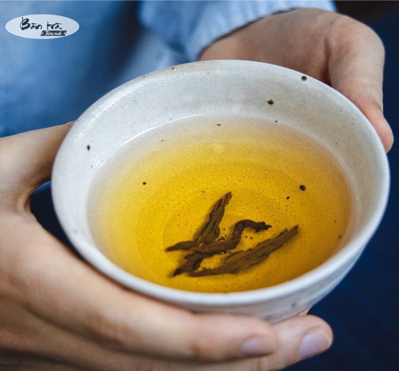 Uống trà cần lưu ý điều gì ? Những điều cần biết trong nghi thức mời trà